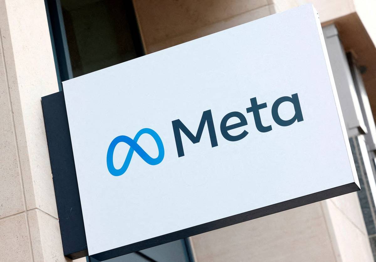Meta AI gets voice interruptions, live camera view, and shopping search ...
