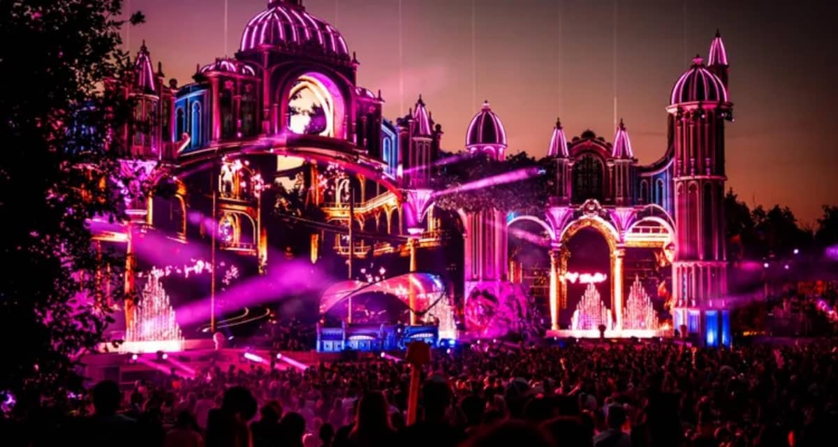 Decoded: Top 10 stunning Tomorrowland stages | t2ONLINE