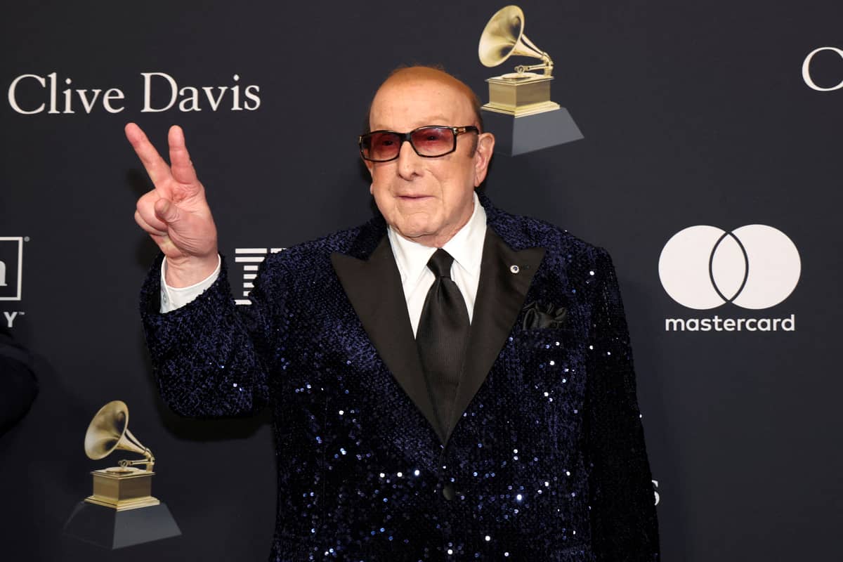 From Whitney Houston to Alicia Keys, Clive Davis changed music | t2ONLINE