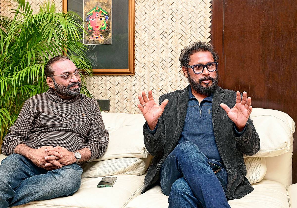 Shoojit Sircar and Anindya Chattopadhyay celebrate 10 years of Open Tee ...