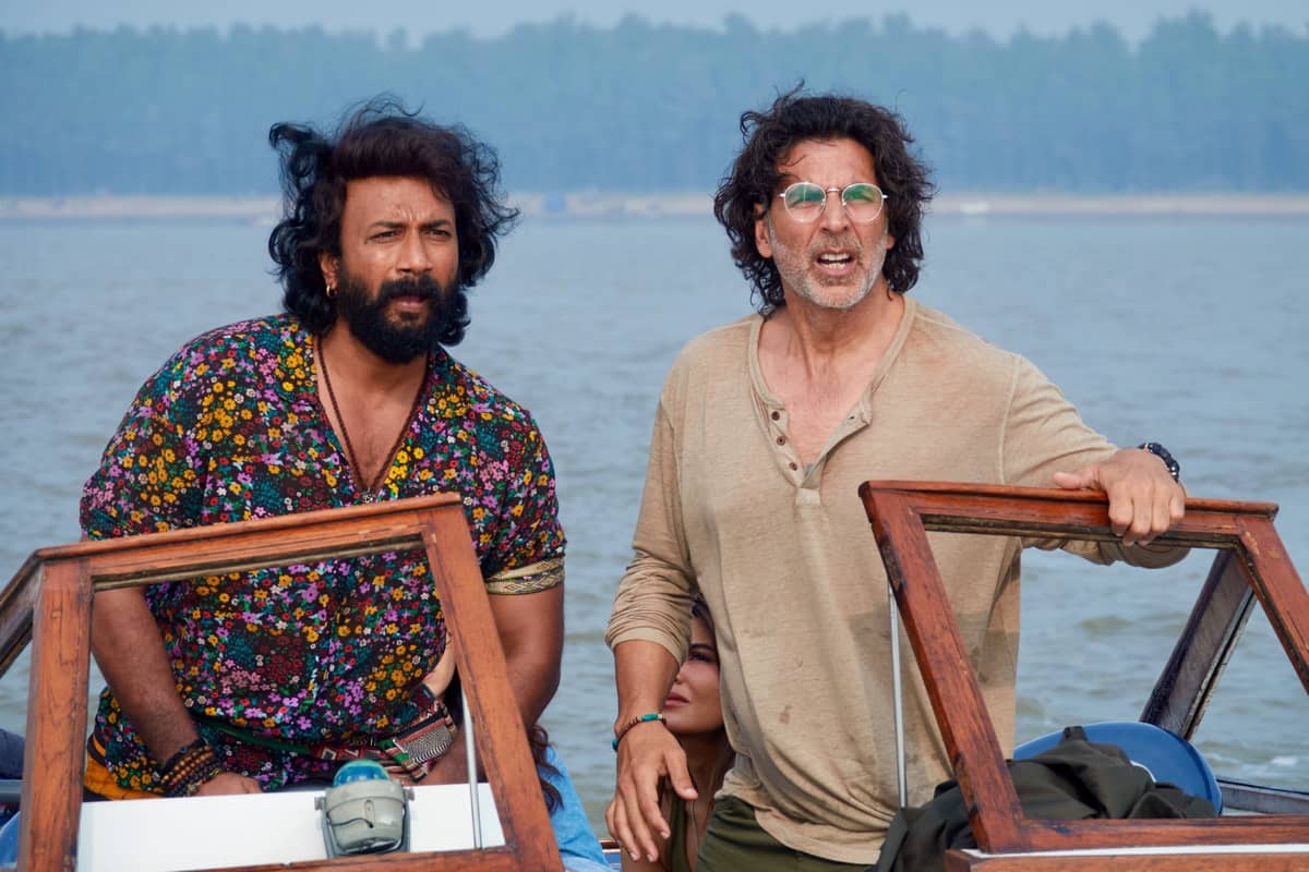 t2 review: Ram Setu hammers the viewer into a semi-comatose state ...