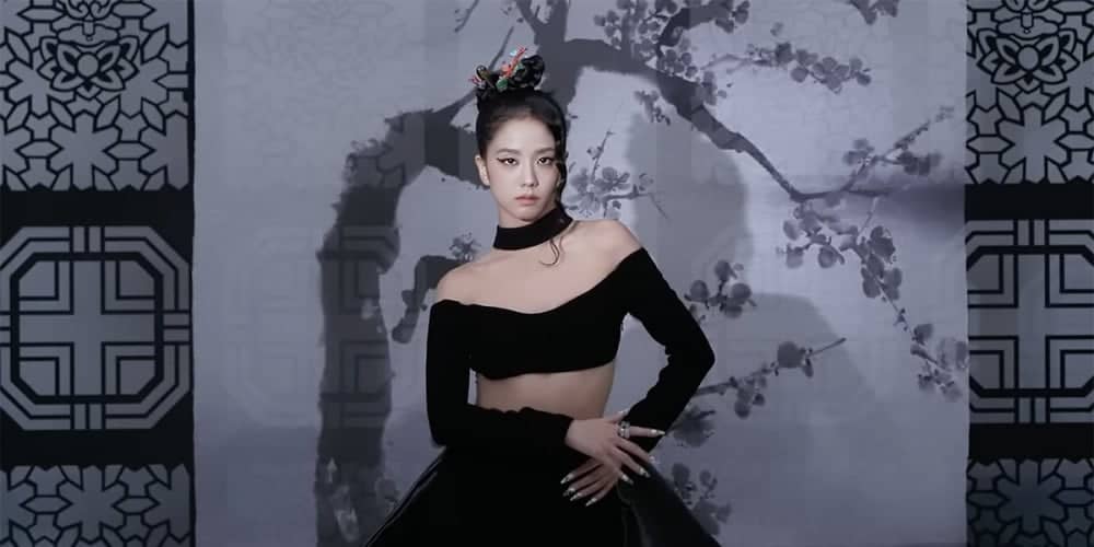 BLACKPINK'S Jisoo becomes the first female K-Pop soloist to cross the 1 ...