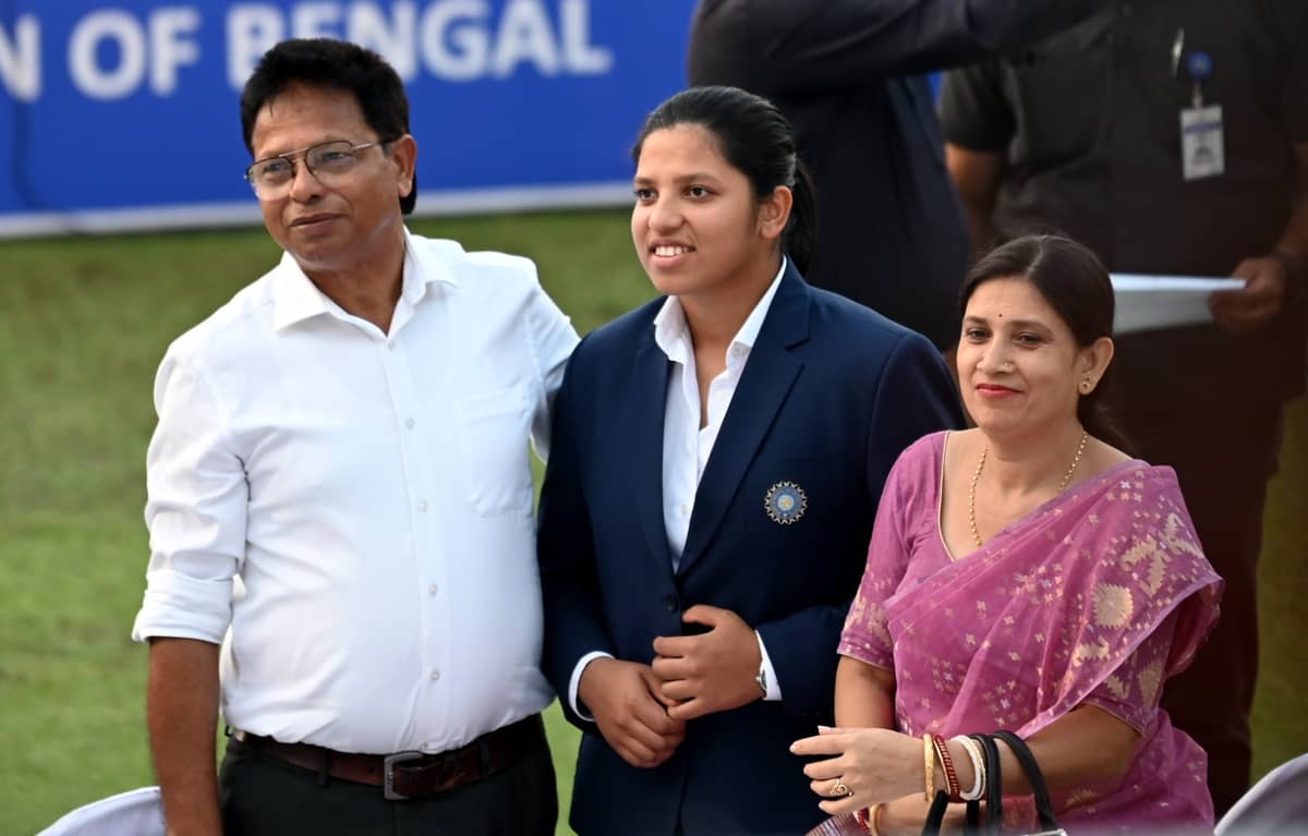 Richa Ghosh: Inspiring Cricket Dreams at Eden Gardens | t2ONLINE