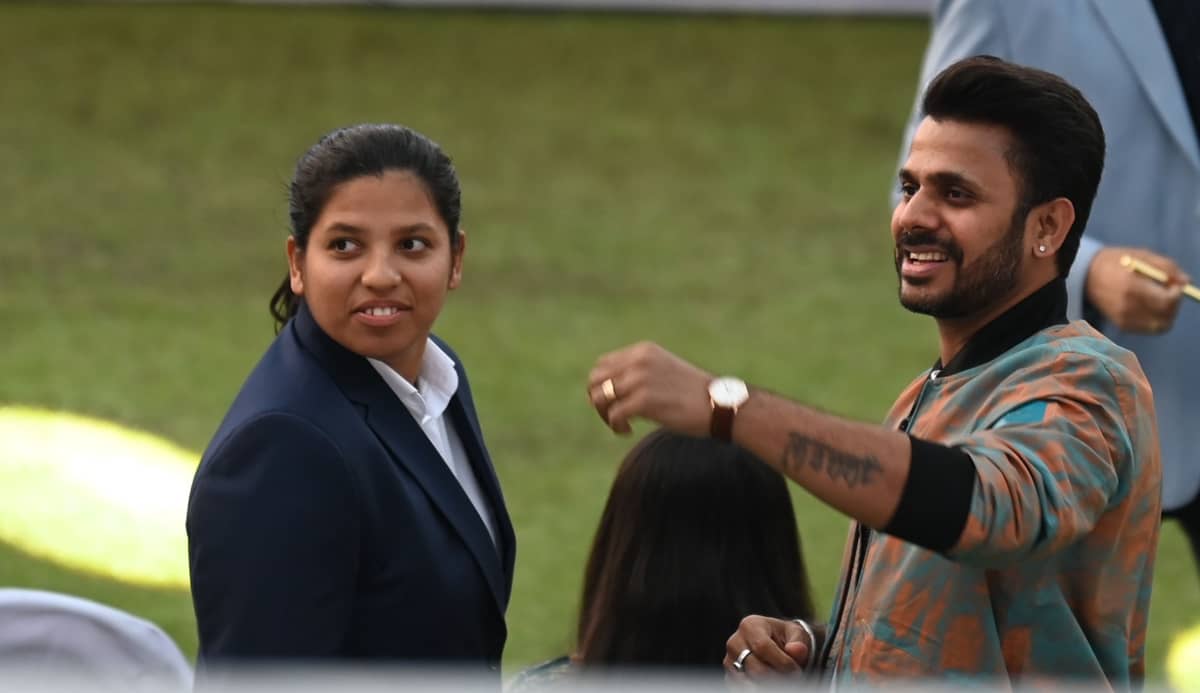 Richa Ghosh: Inspiring Cricket Dreams at Eden Gardens | t2ONLINE
