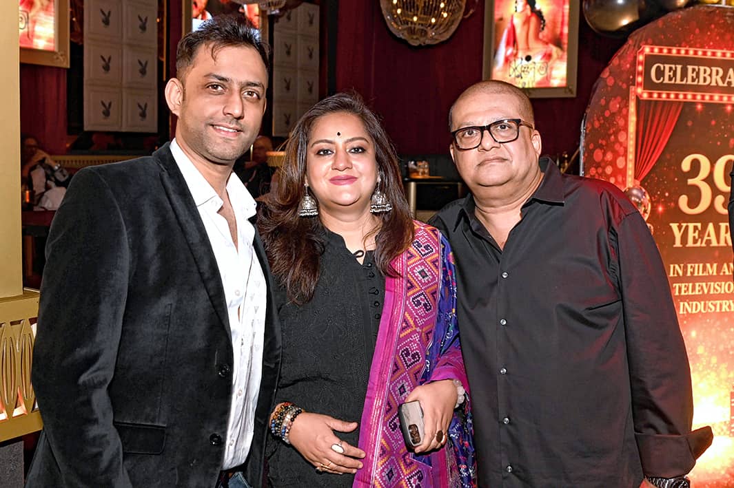 Filmmaker Agnidev Chatterjee celebrated his birthday with a starry bash ...