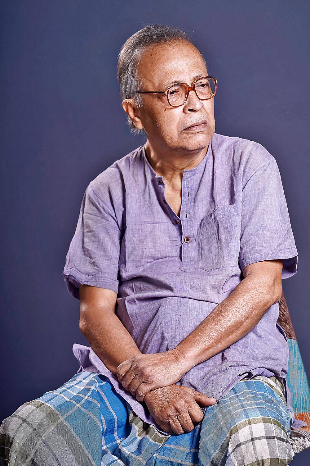 The first look of Srijit Mukherji's new social drama | t2ONLINE