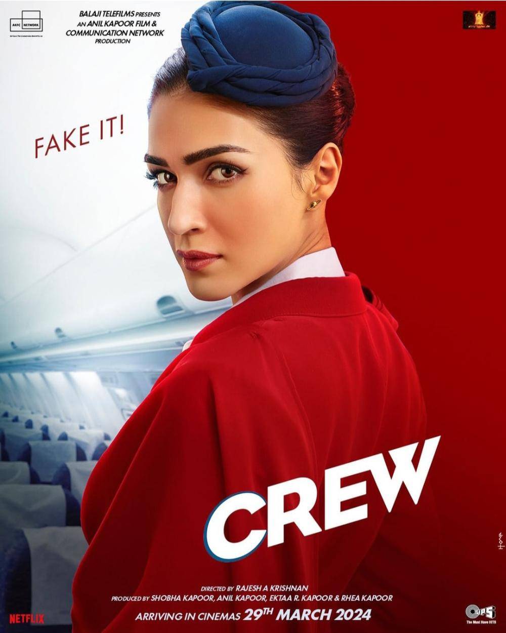 Tabu, Kareena Kapoor Khan and Kriti Sanon light up the first posters of ...