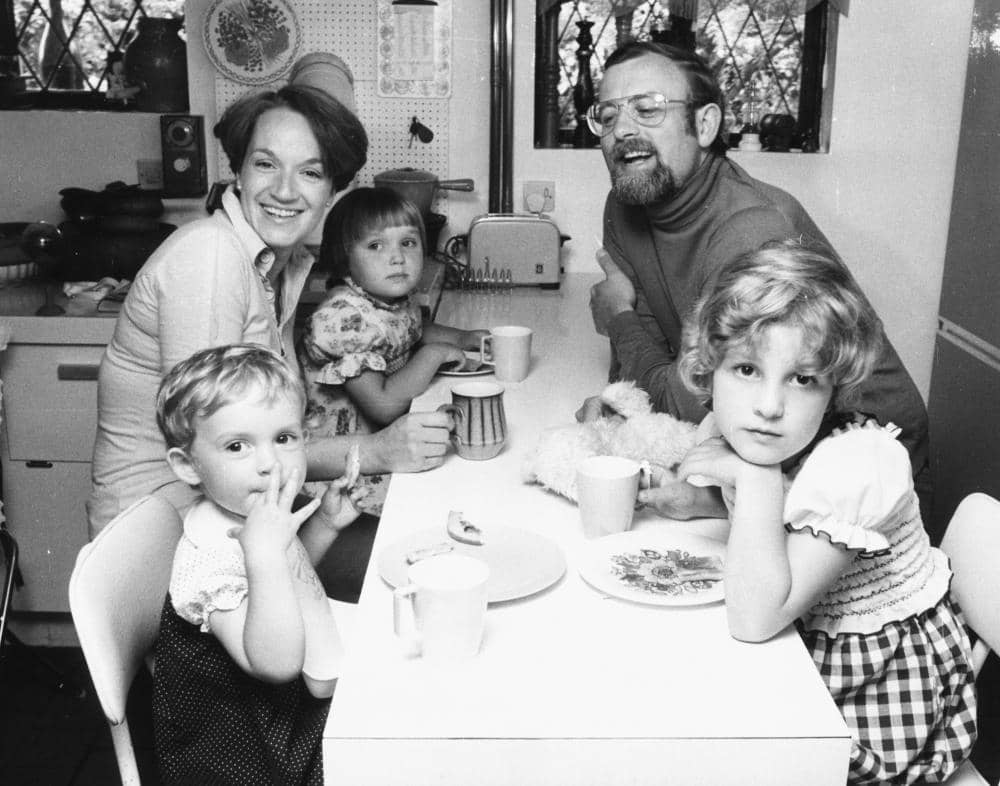 Remembering Roger Whittaker who was a pop star of a different kind one ...