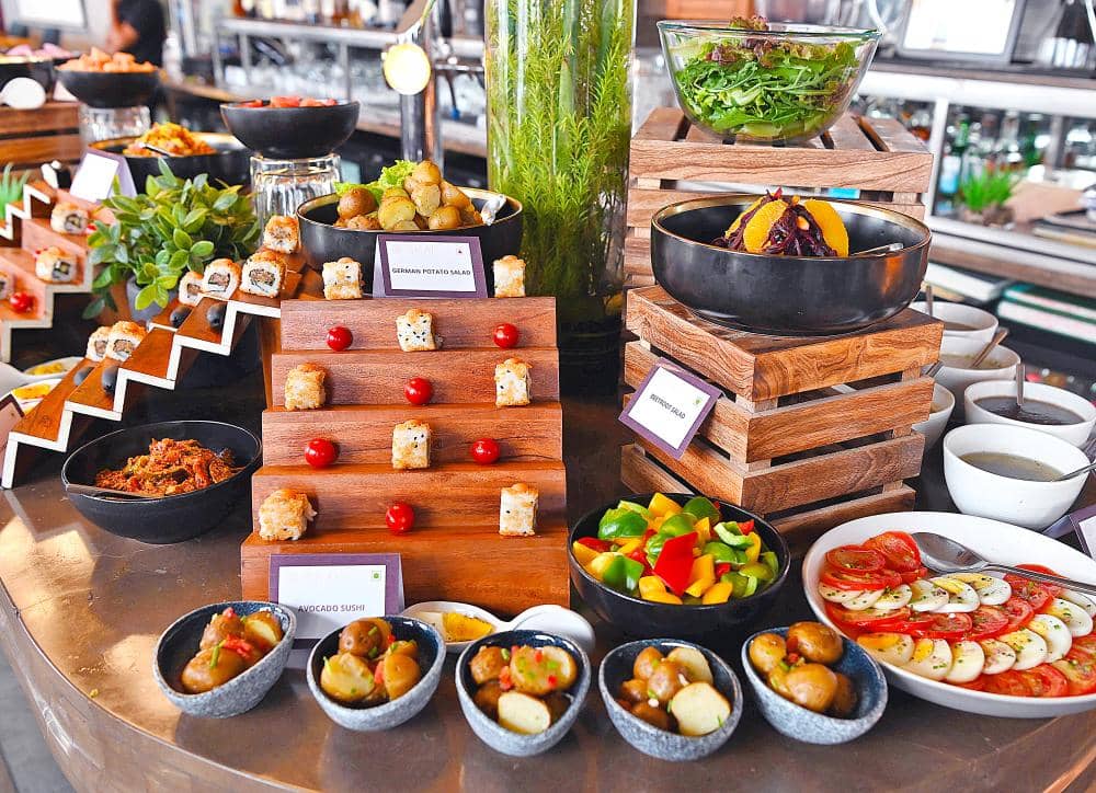 SKAI, the rooftop lounge at Quest Mall, launches a Sunday brunch | t2ONLINE