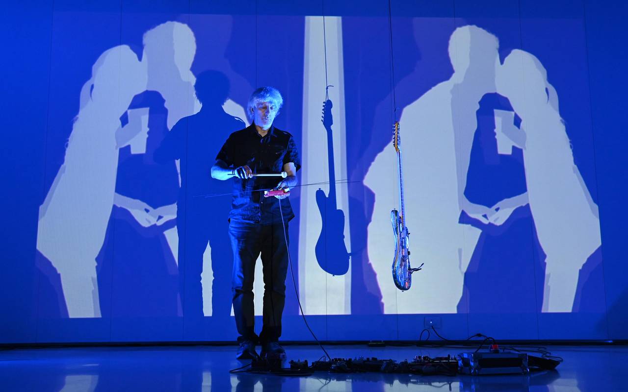 Lee Ranaldo and Leah Singer play with light and shadow in an ...